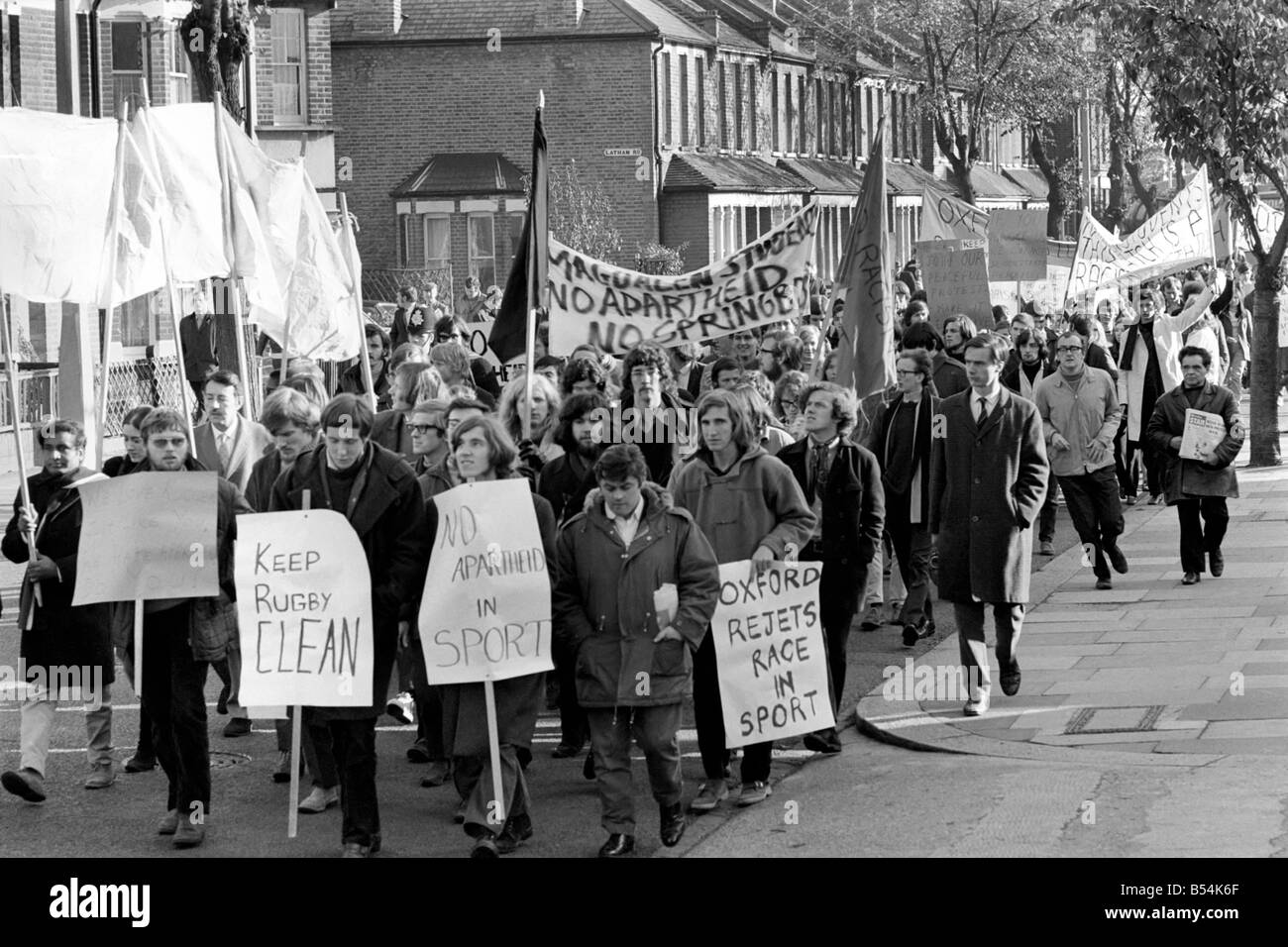 Apartheid south africa protest march hi-res stock photography and ...