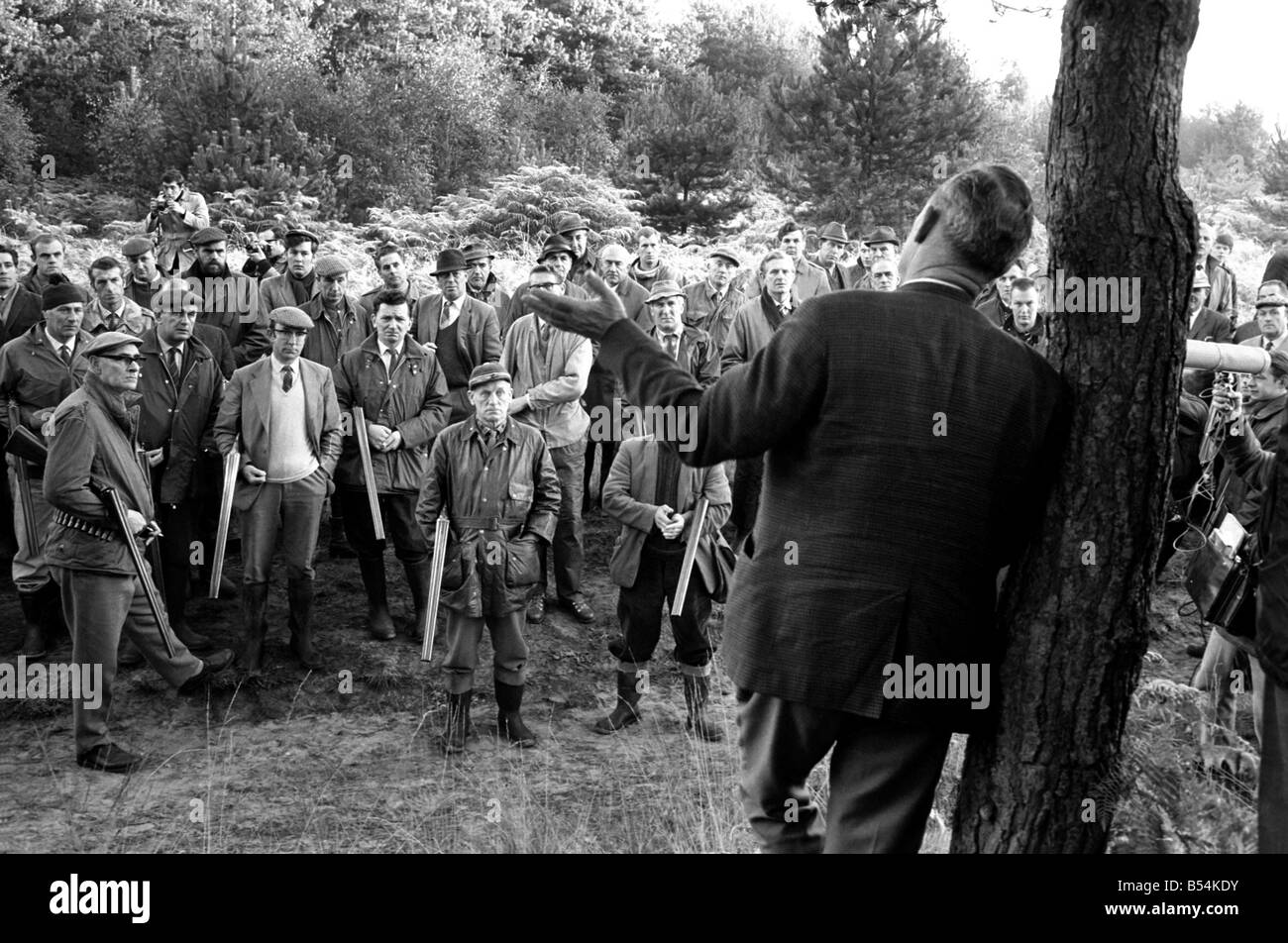 Medical shoot Black and White Stock Photos & Images - Alamy