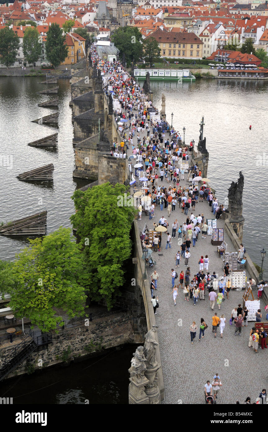 Summer crowd on the Charles Bridge, Prague, Czech Republic Stock Photo ...
