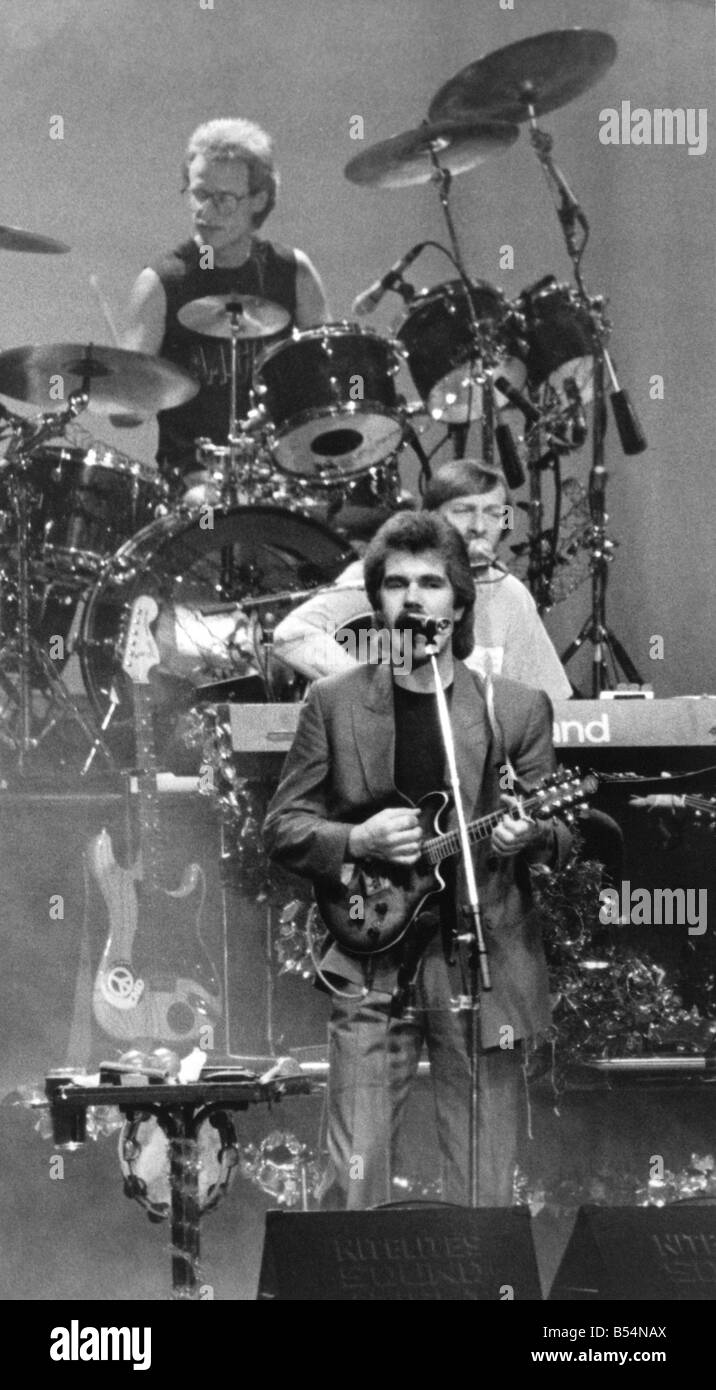 Alan hull lindisfarne Black and White Stock Photos & Images - Alamy