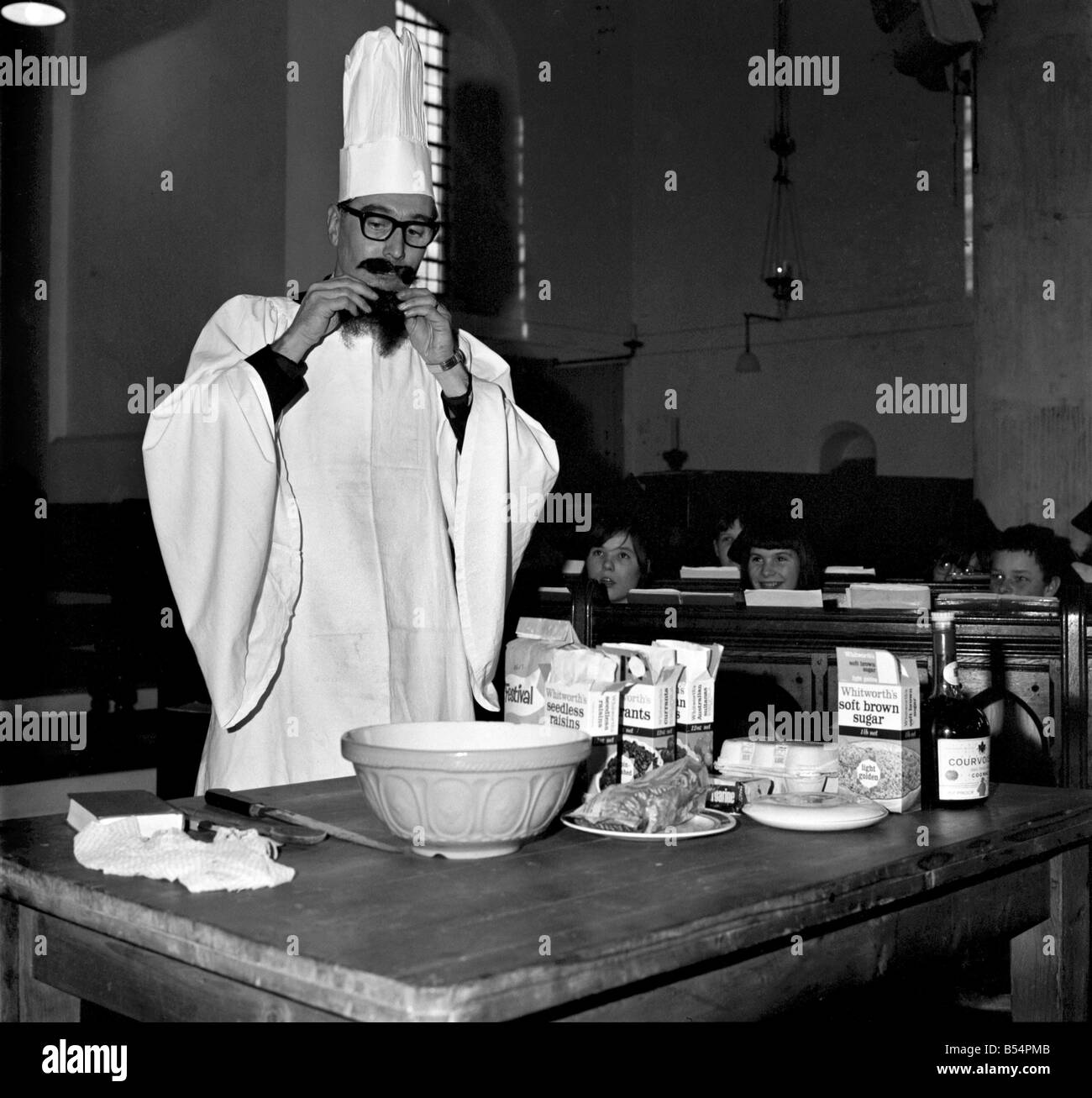 Religion: Humour: A vicar made a cake in church today to celebrate ...