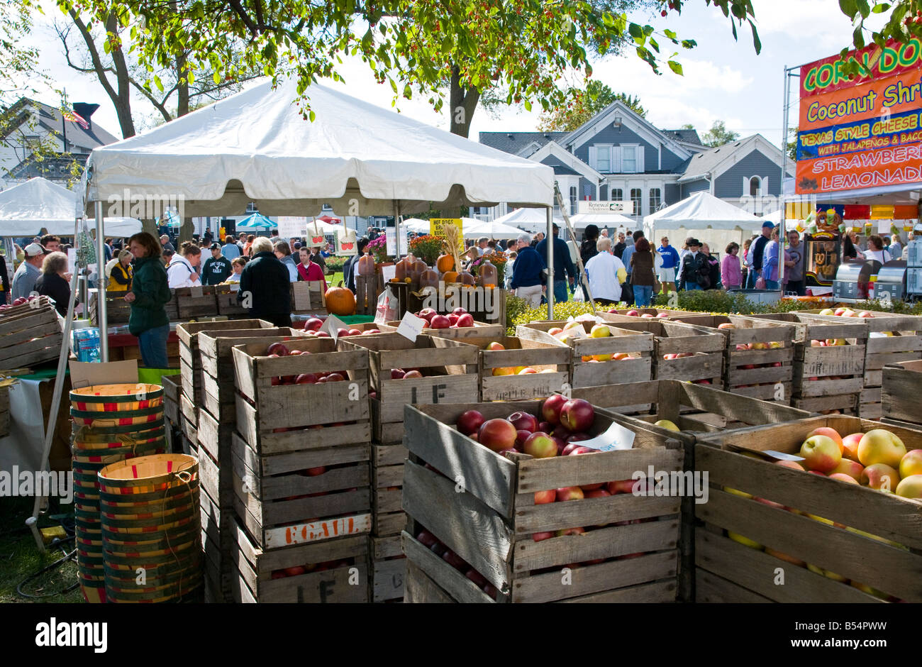 Apple Festival Fruit Boxes Stock Photo - Alamy