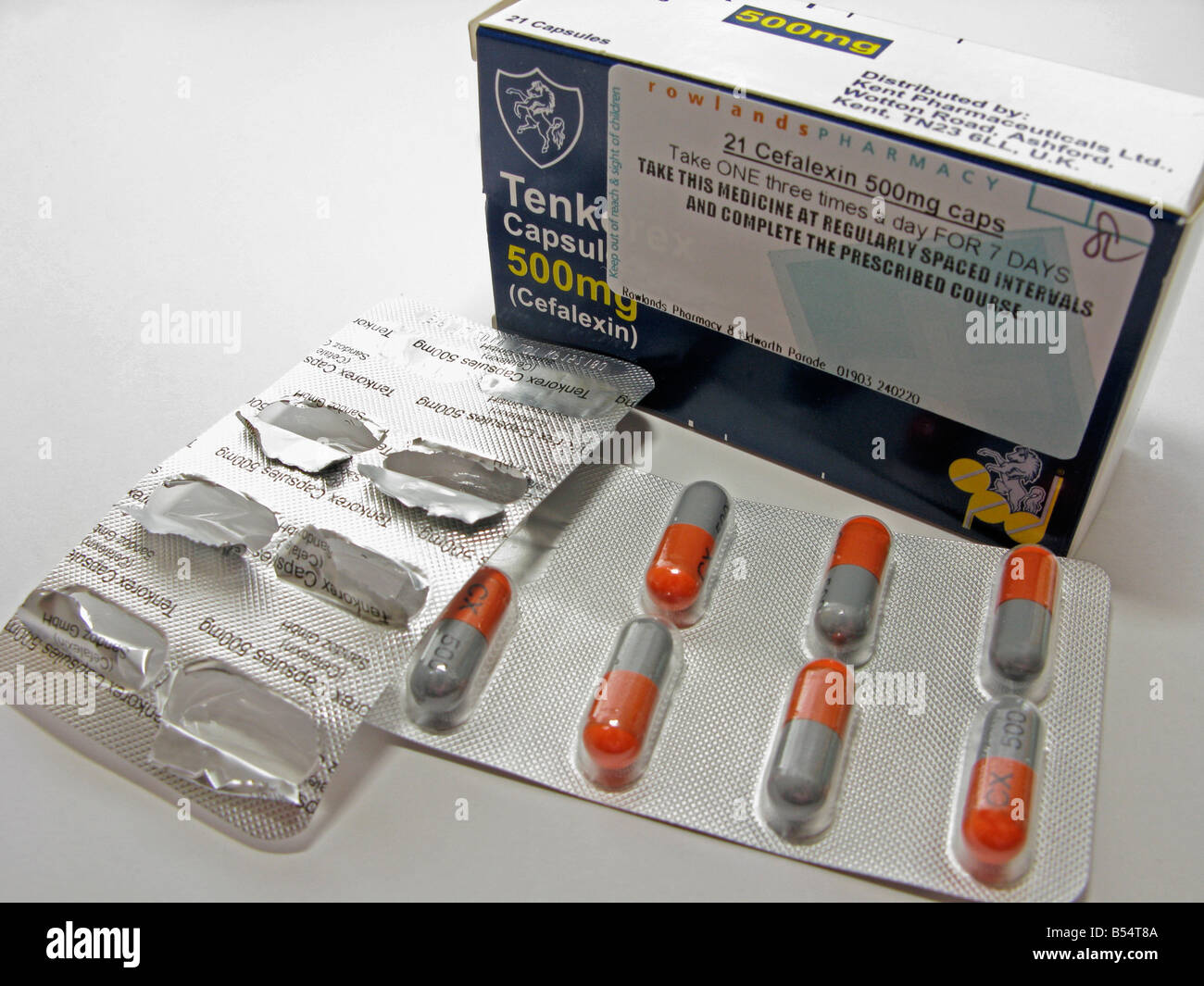 Ear infections hi-res stock photography and images - Alamy