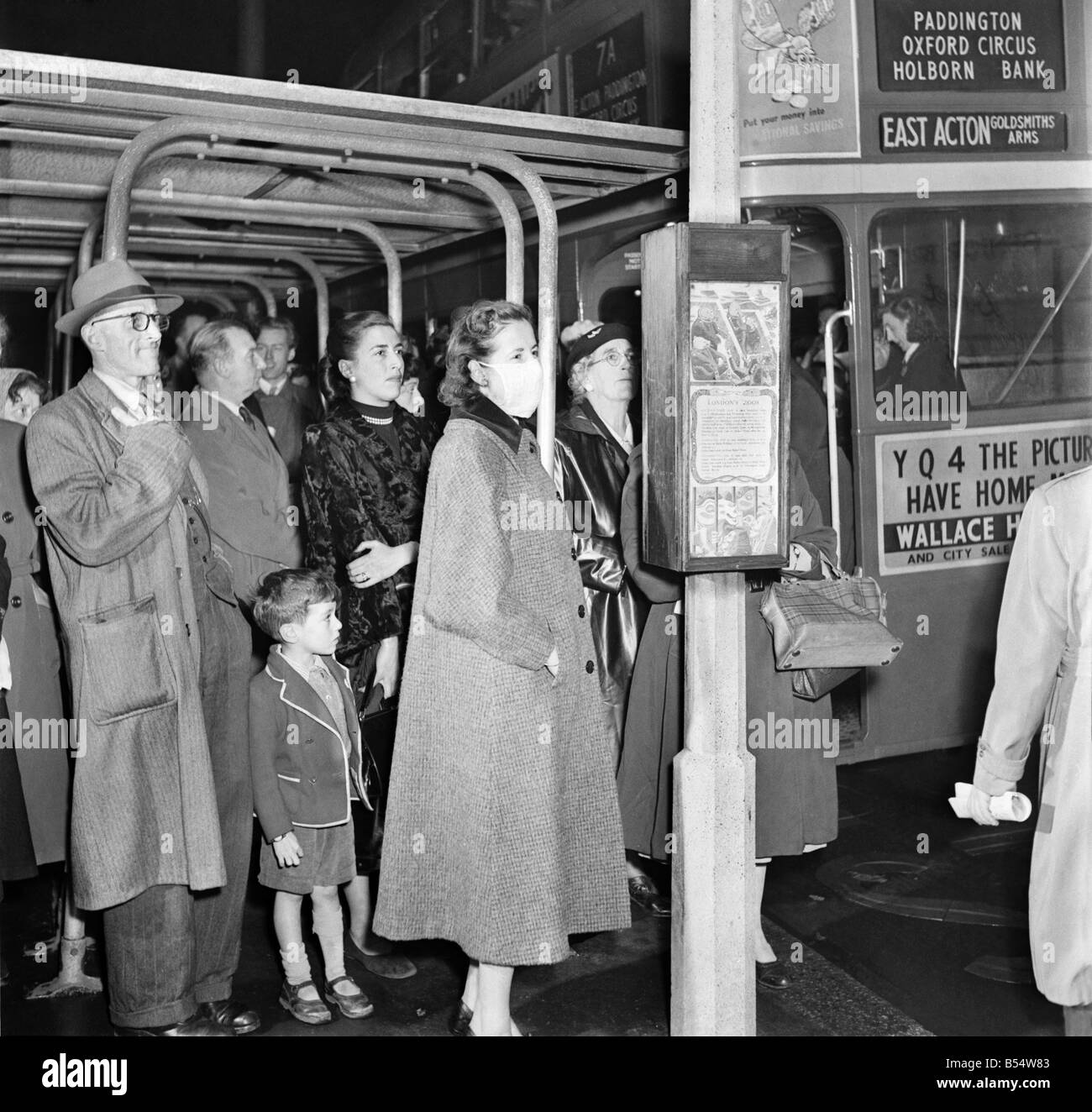 Smog: The new anti-smog mask invented by a London doctor and launched ...