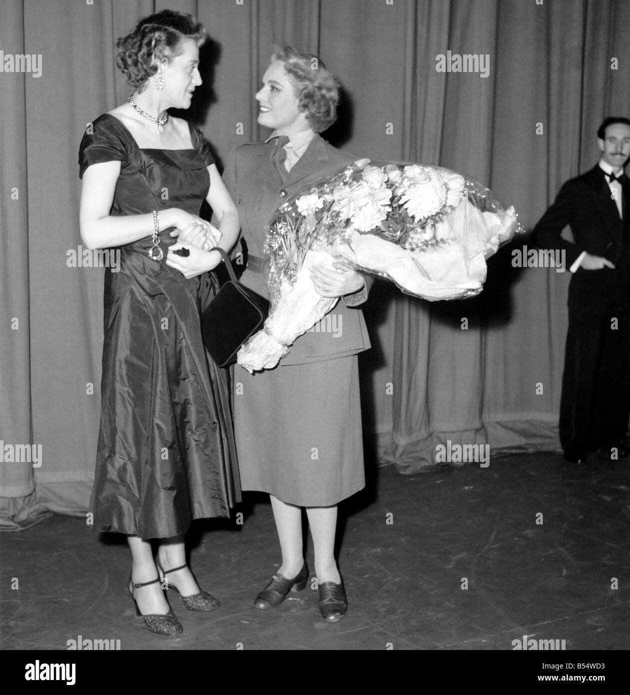 The glorious days anna neagle hi-res stock photography and images - Alamy