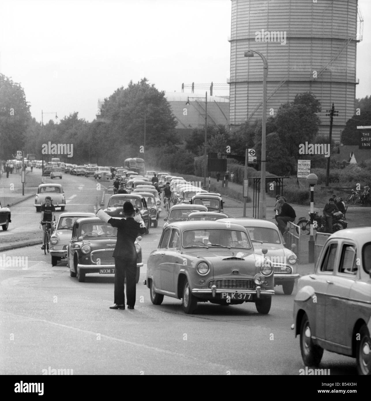 1960 1960s cars traffic on hi-res stock photography and images - Alamy