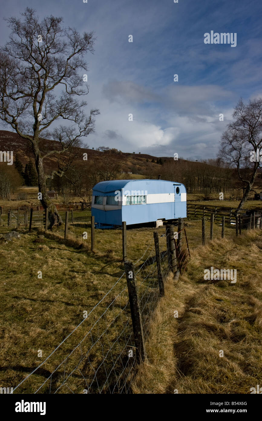 Old fashioned caravan hi-res stock photography and images - Alamy