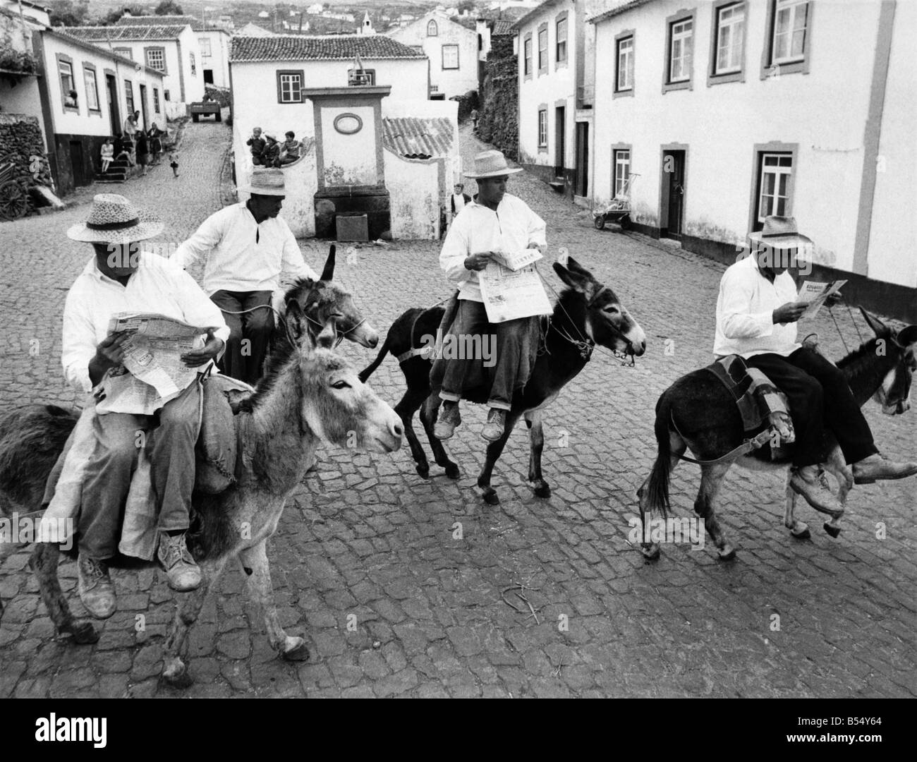 Transportation problem solved in the Azores, men travelling around on ...