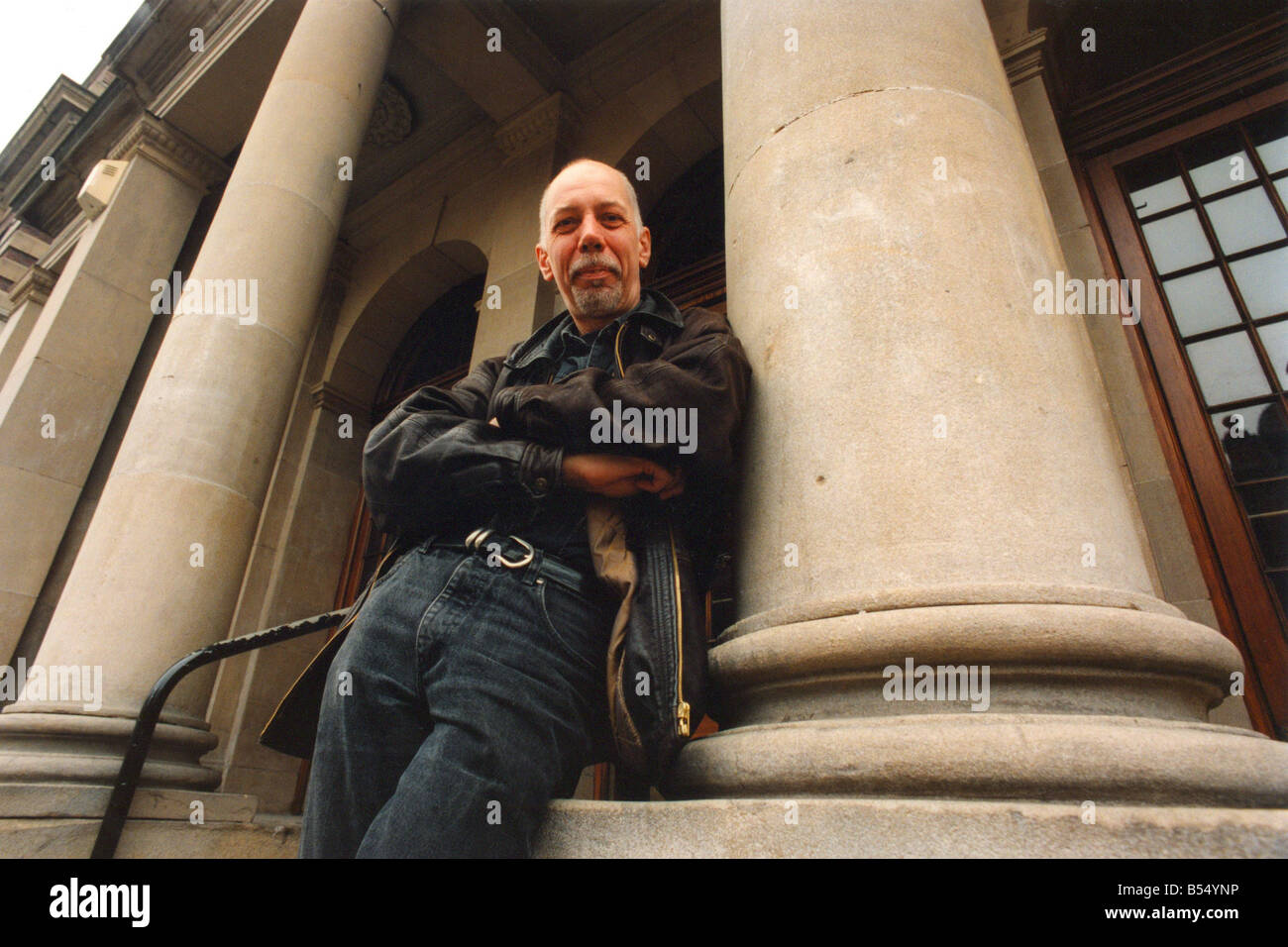 Rod Clements of Lindisfarne outside Newcastle City Hall 30 09 97 Stock ...
