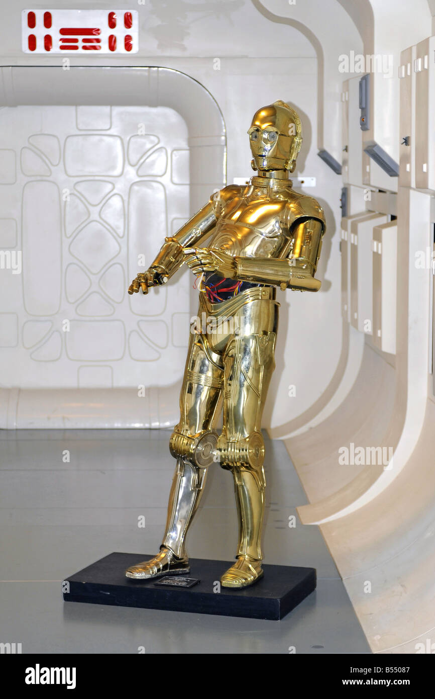 CP3O character from the Star Wars Movie seen at the London Movie Museum ...