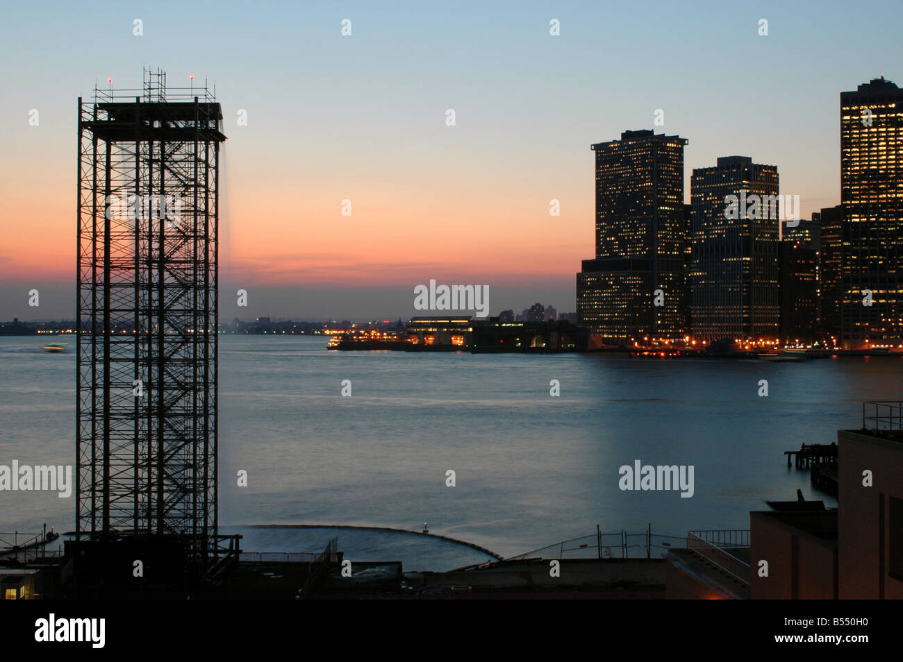 Olafur Eliasson public art waterfall in East River Manhattan ...