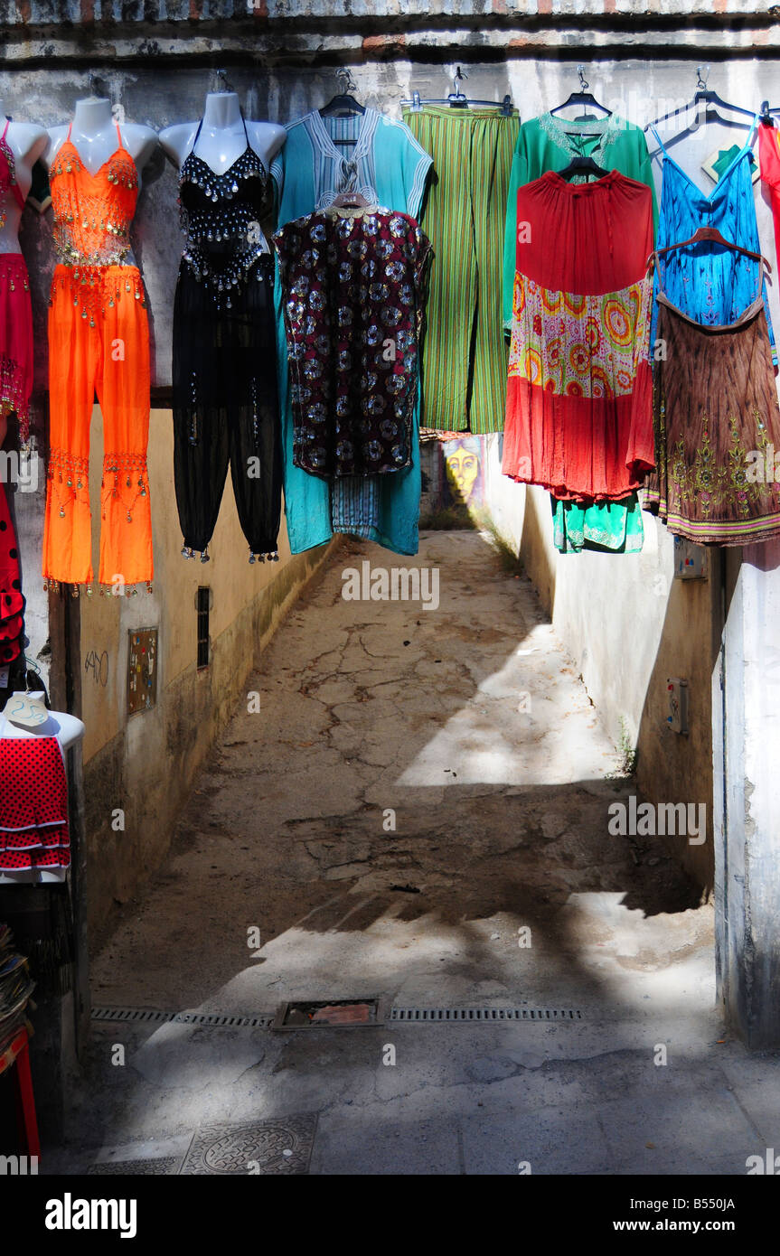 Moorish clothes hi-res stock photography and images - Alamy