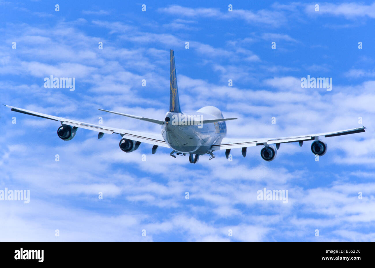 Commercial Aviation, Aircraft in flight Stock Photo - Alamy