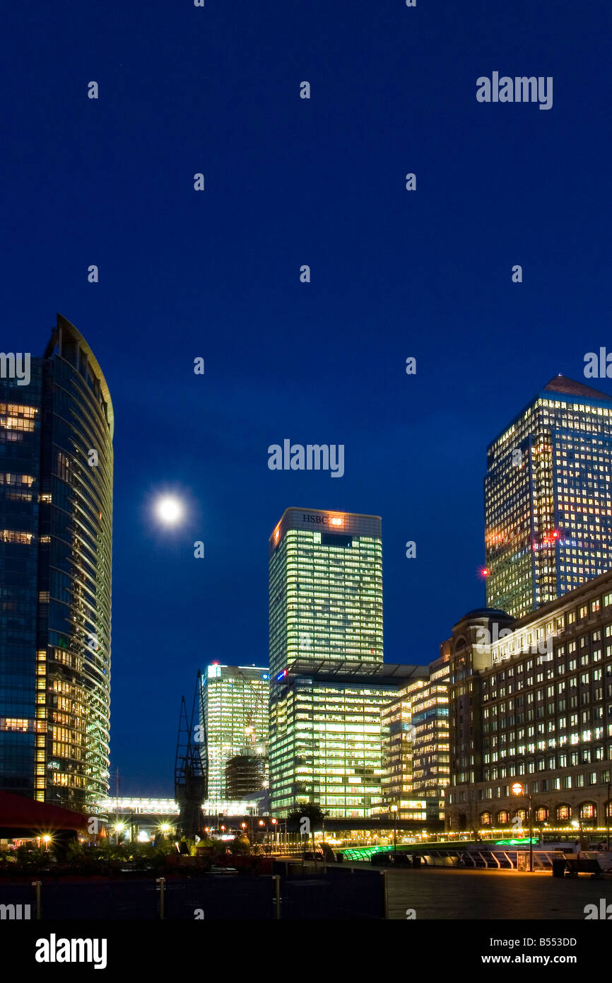 High rise buildings at Canary Wharf by night, London, UK Stock Photo ...