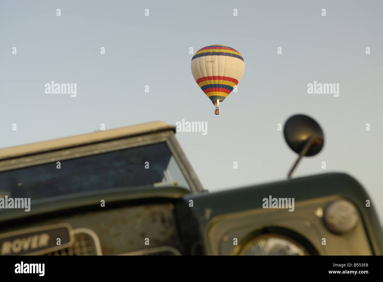 Vintage and classic landrovers hi-res stock photography and images - Alamy