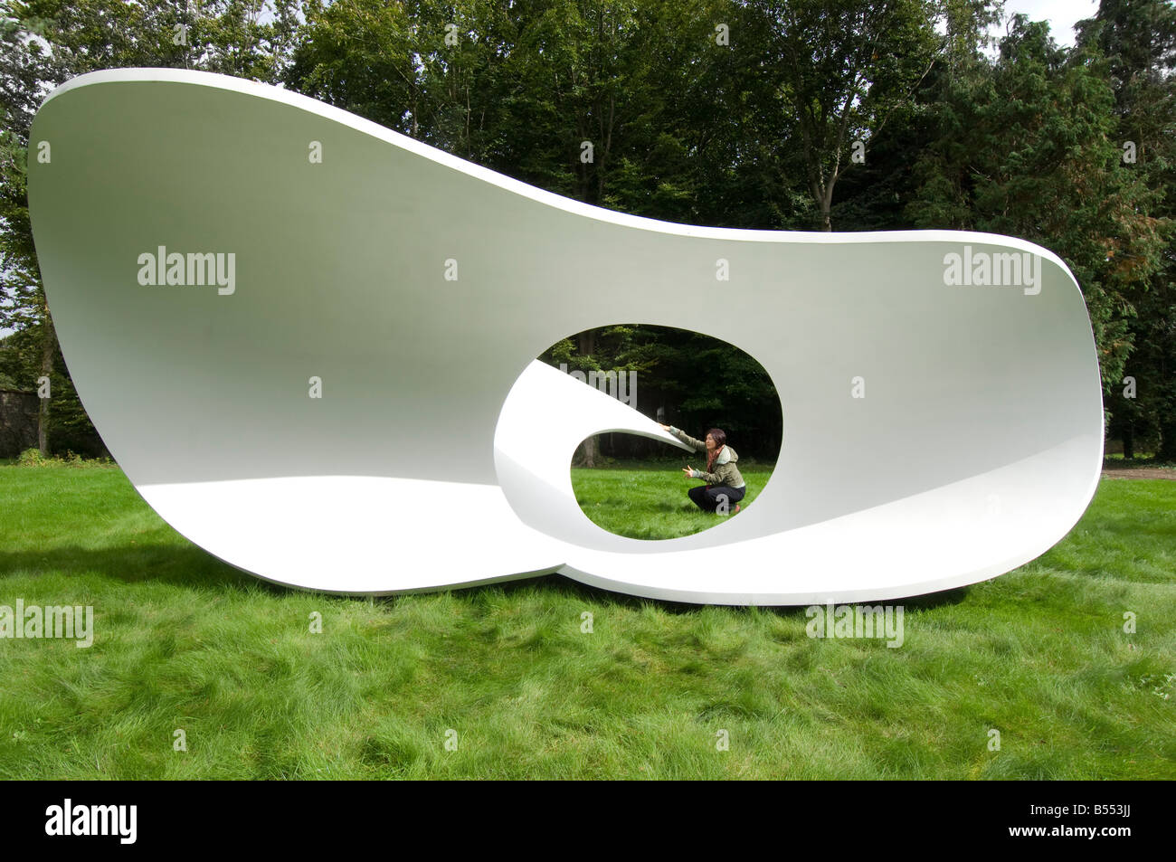 Eilís o' connell sculpture hi-res stock photography and images - Alamy