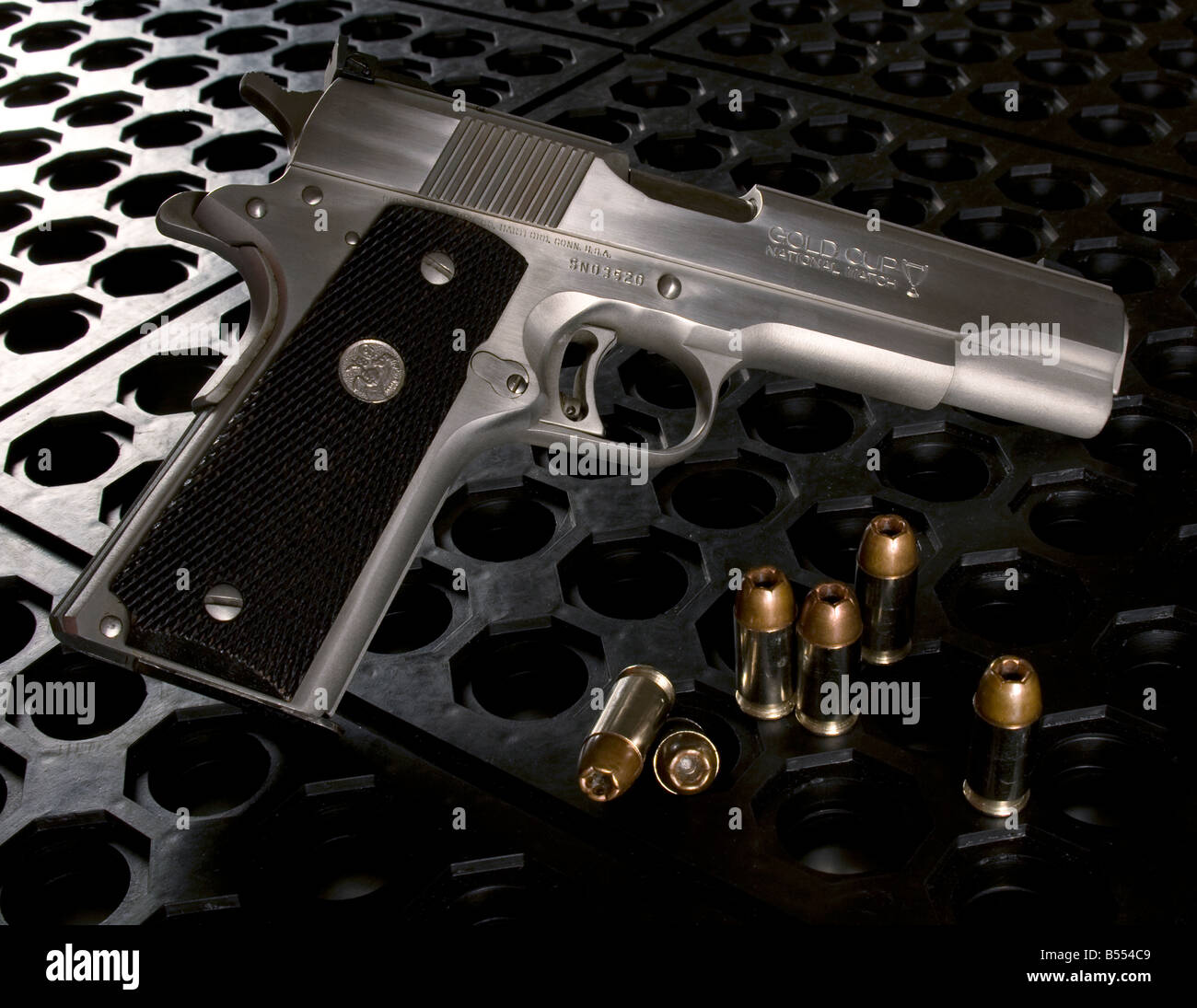 45mm hand gun hi-res stock photography and images - Alamy