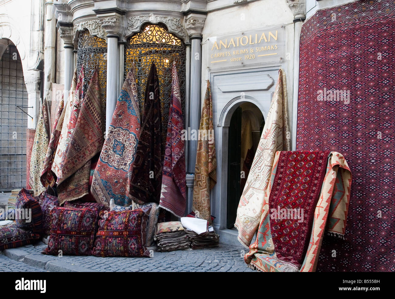 Turkey istanbul turkish carpets sale hi-res stock photography and ...