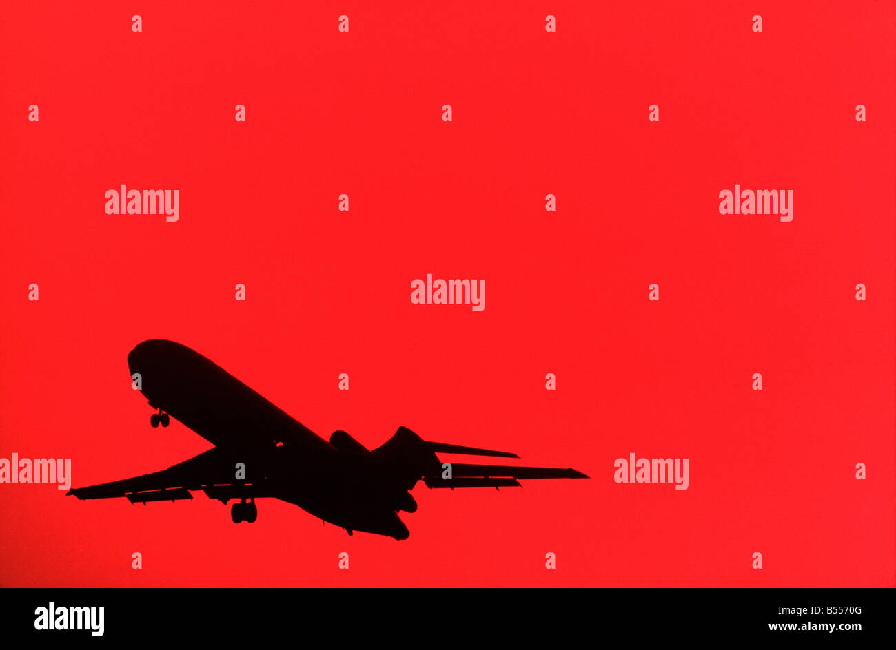 Commercial Aviation, Aircraft in flight Stock Photo - Alamy