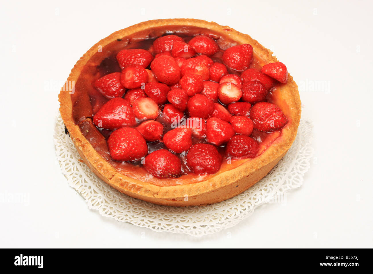 Strawberry cake fresh fruit hi-res stock photography and images - Alamy