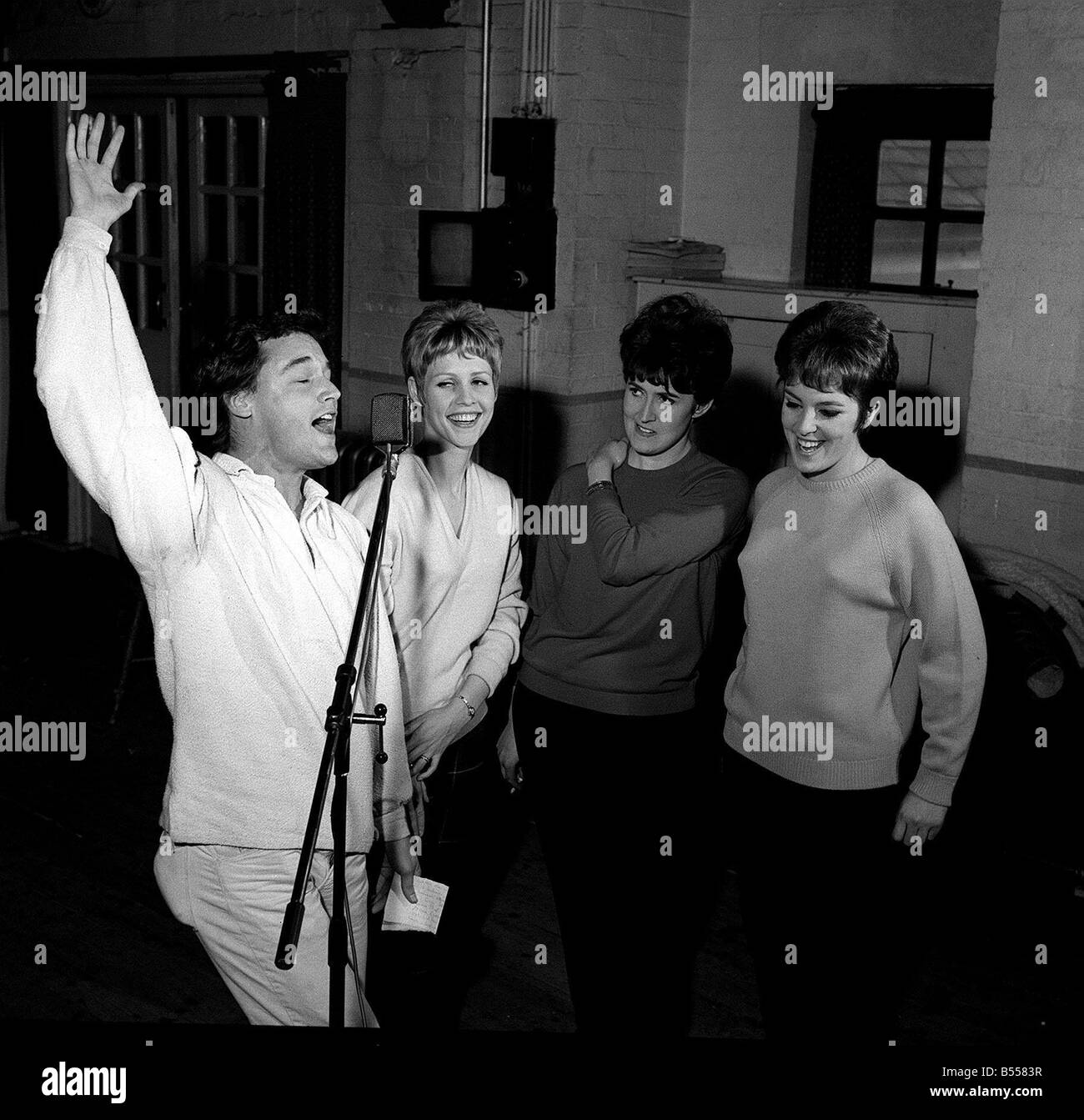 Proby hi-res stock photography and images - Alamy