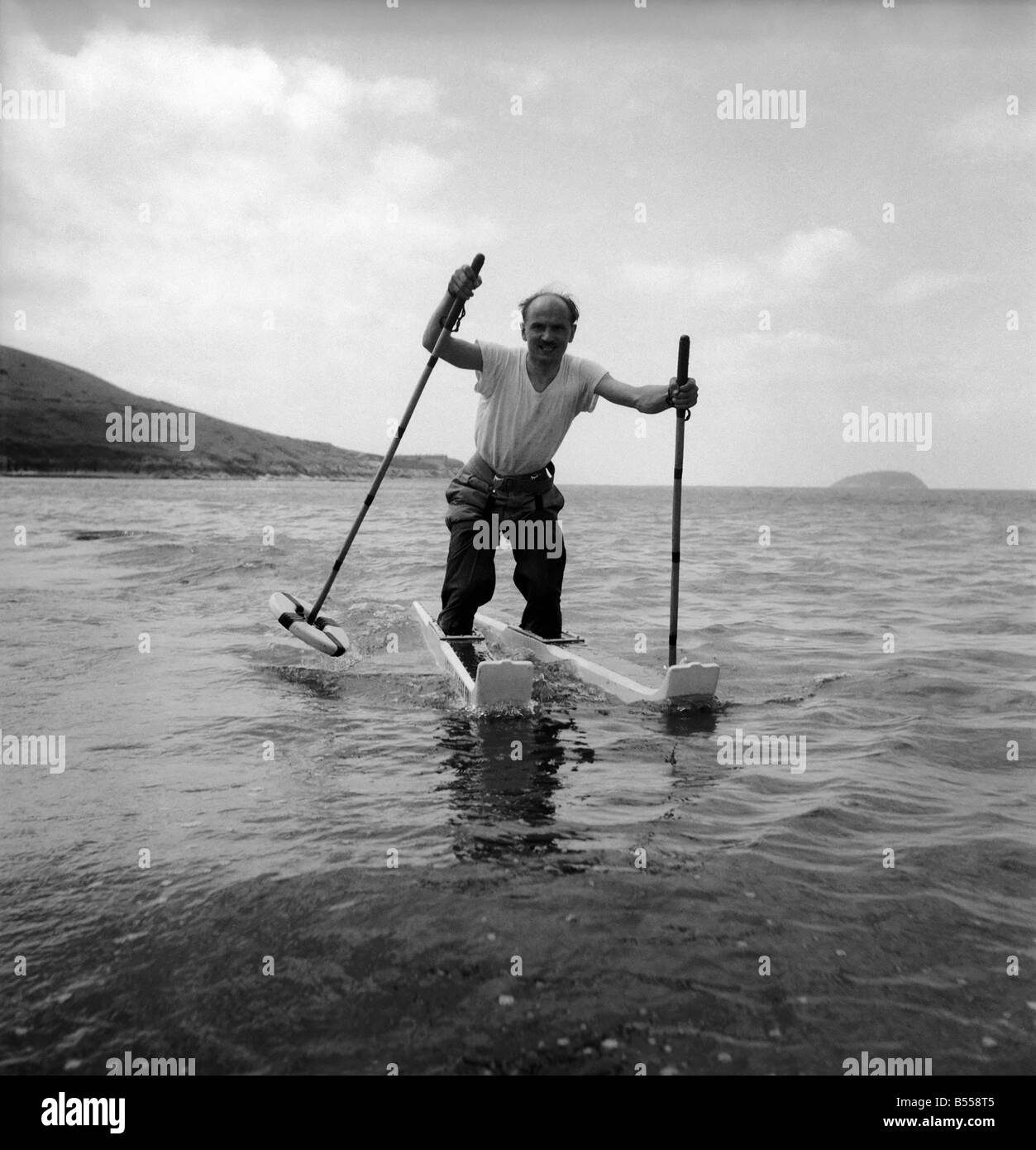 Sport water skating alexander wozniak hi-res stock photography and ...