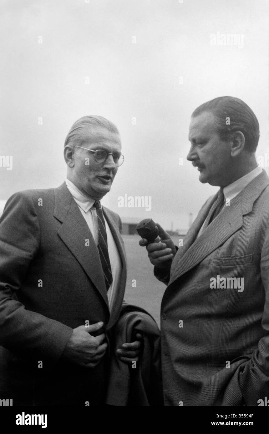 British spy hi-res stock photography and images - Alamy