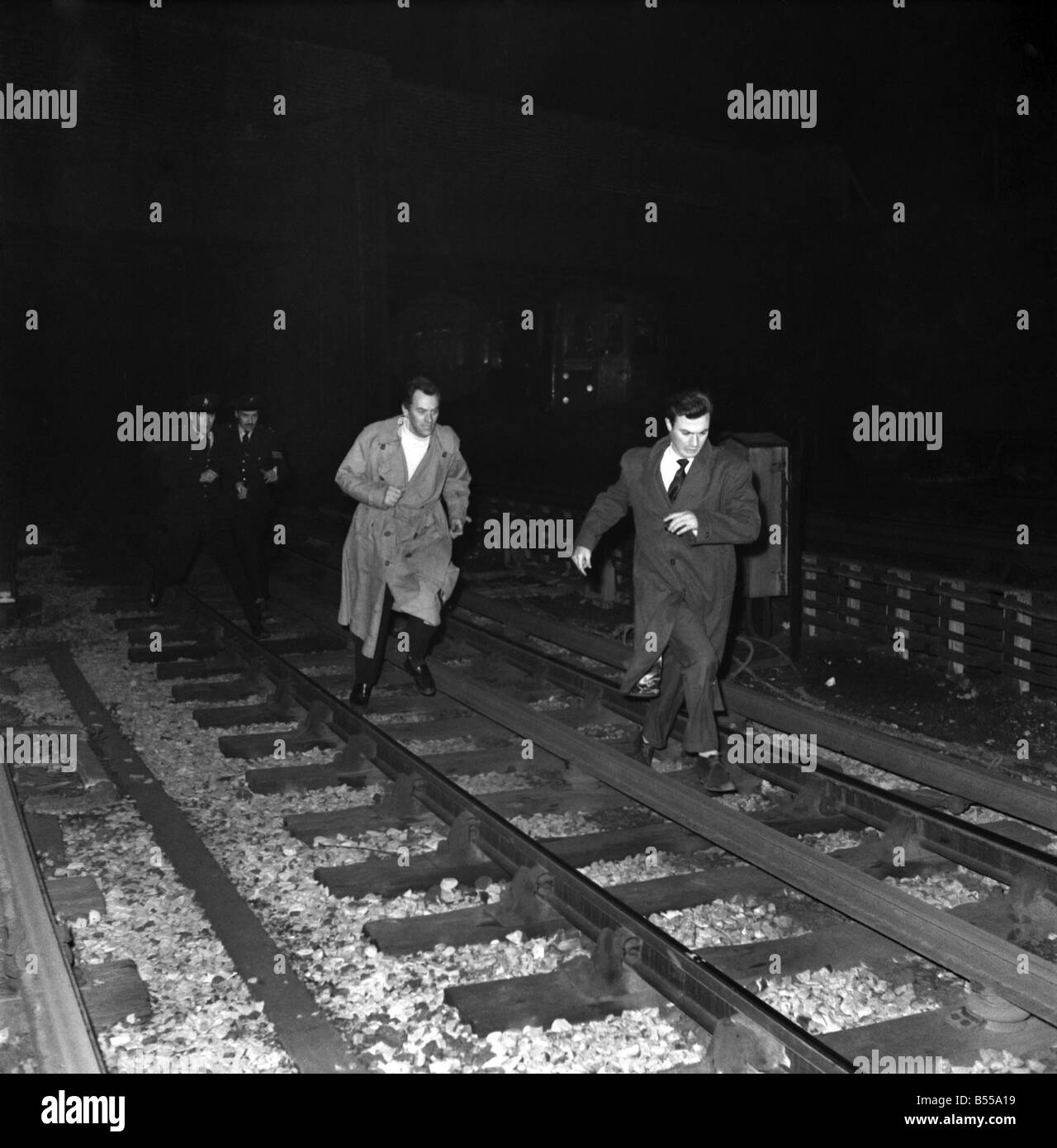 Lawrence harvey Black and White Stock Photos & Images - Alamy