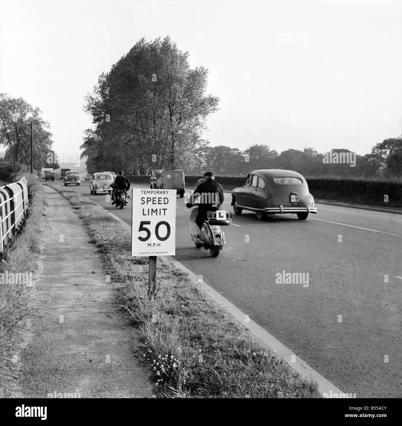 50 MPH Signs. June 1960 M4292-001 Stock Photo - Alamy