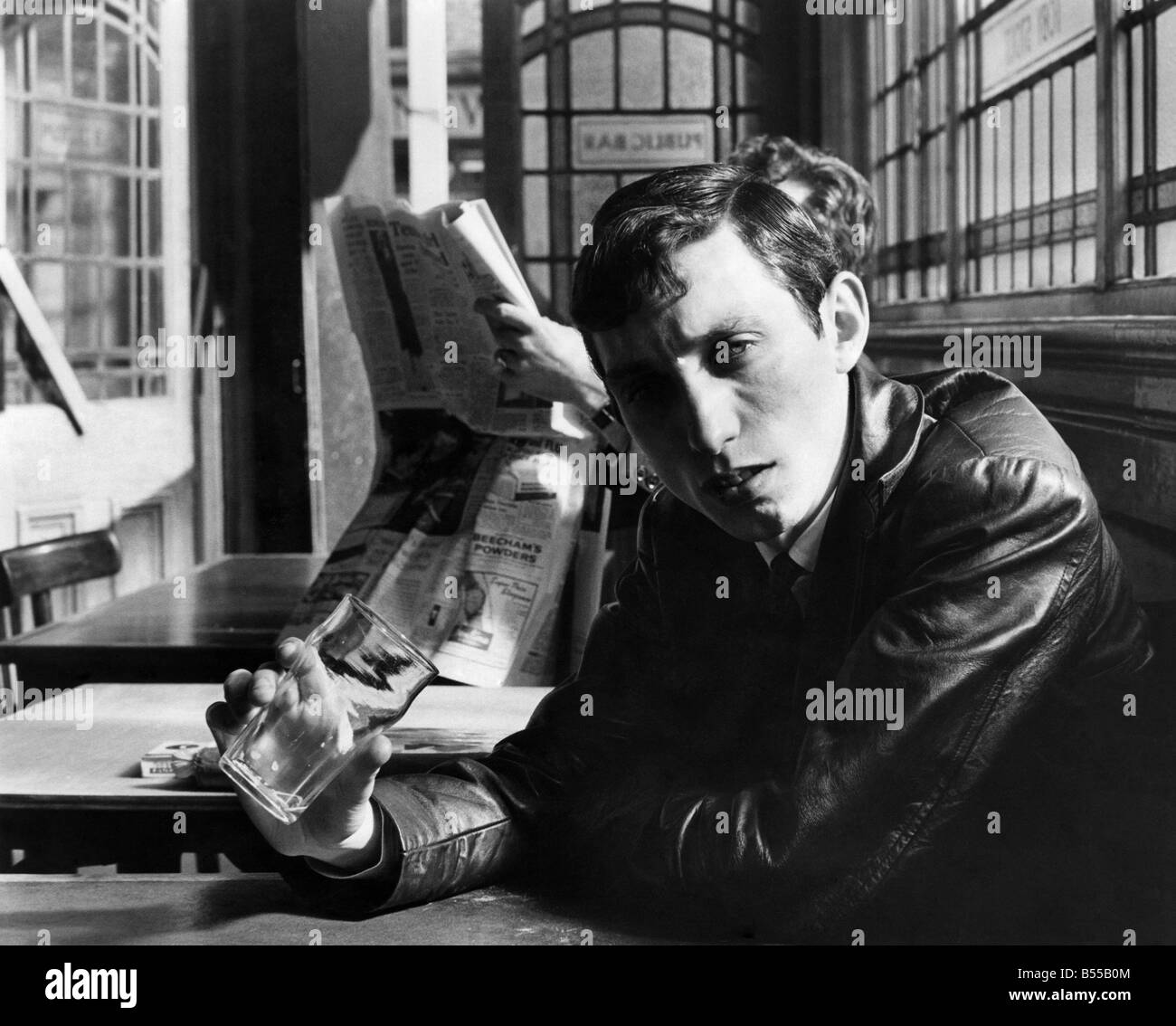 Alan Klein in East End Pub today. October 1962 P012481 Stock Photo - Alamy
