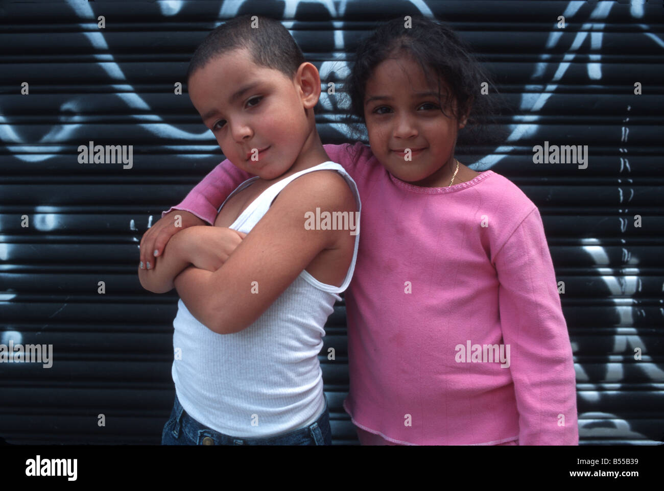 Hispanic ethnic children boy girl couple hi-res stock photography and ...