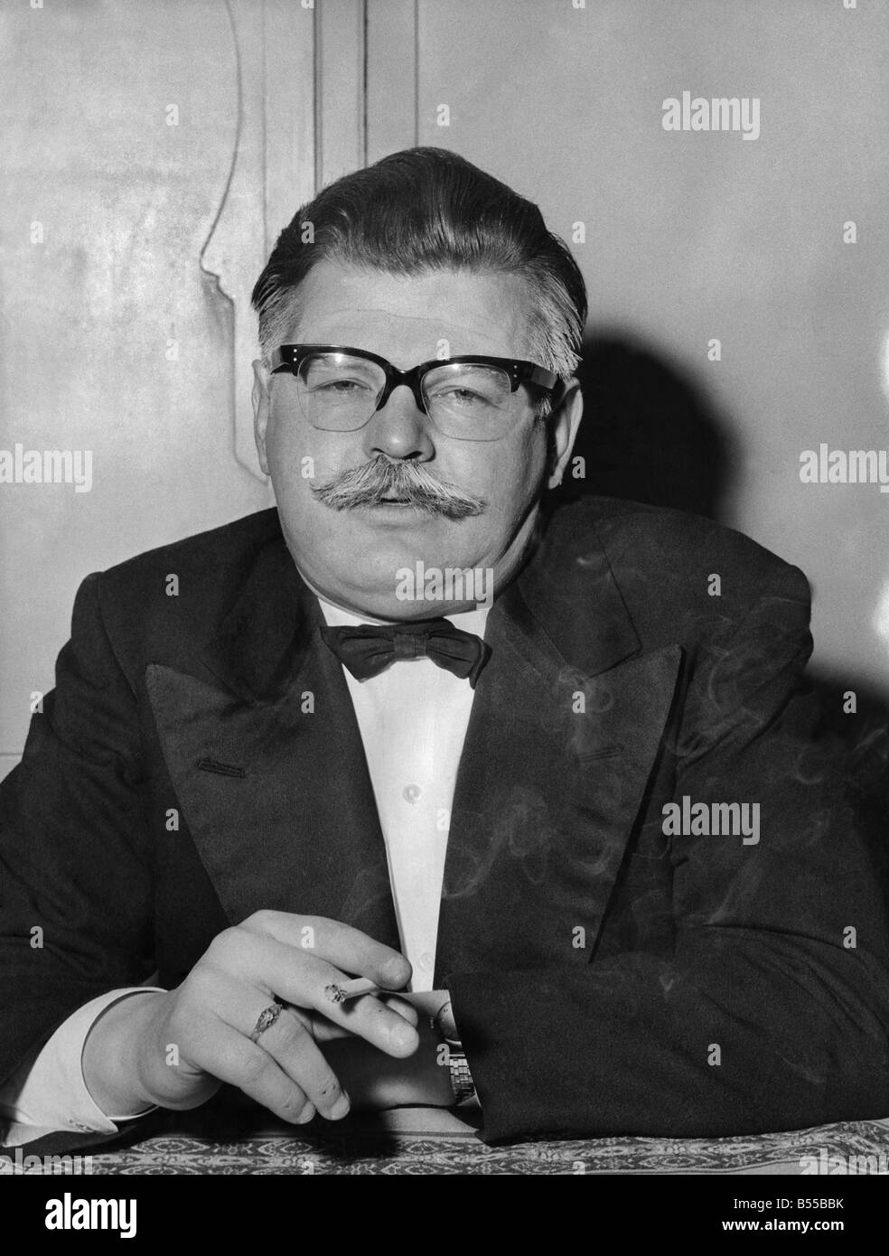 Benny Hill as Gilbert Harding. Ferbuary 1959 P011509 Stock Photo - Alamy