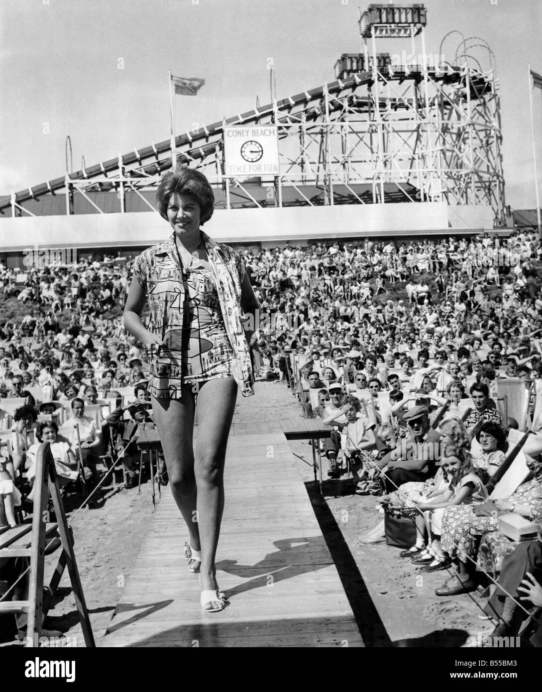 Women: Beauty contests mirror beach fashion show. June Marshall models ...