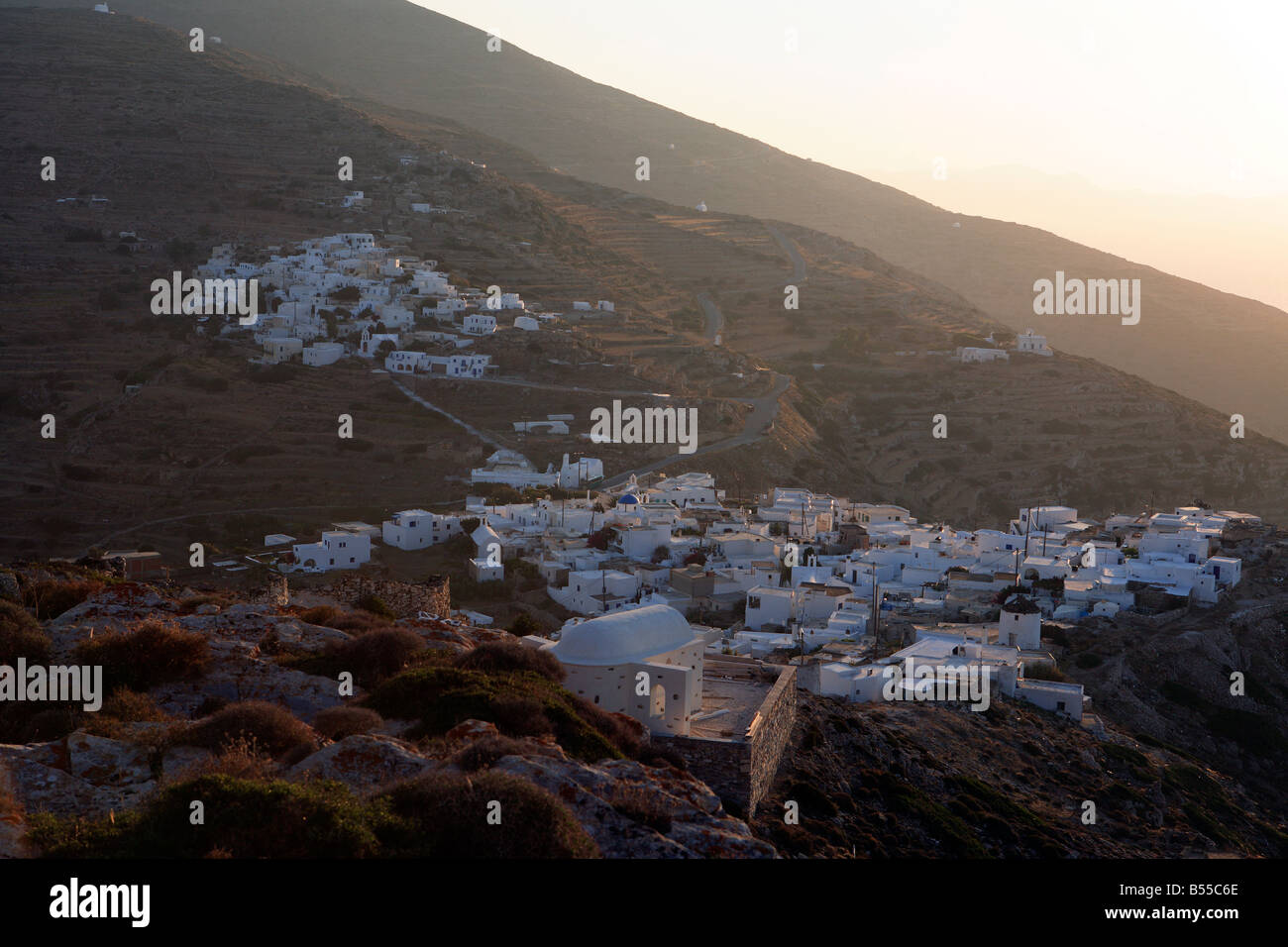 Cycladic village sunset hi-res stock photography and images - Alamy
