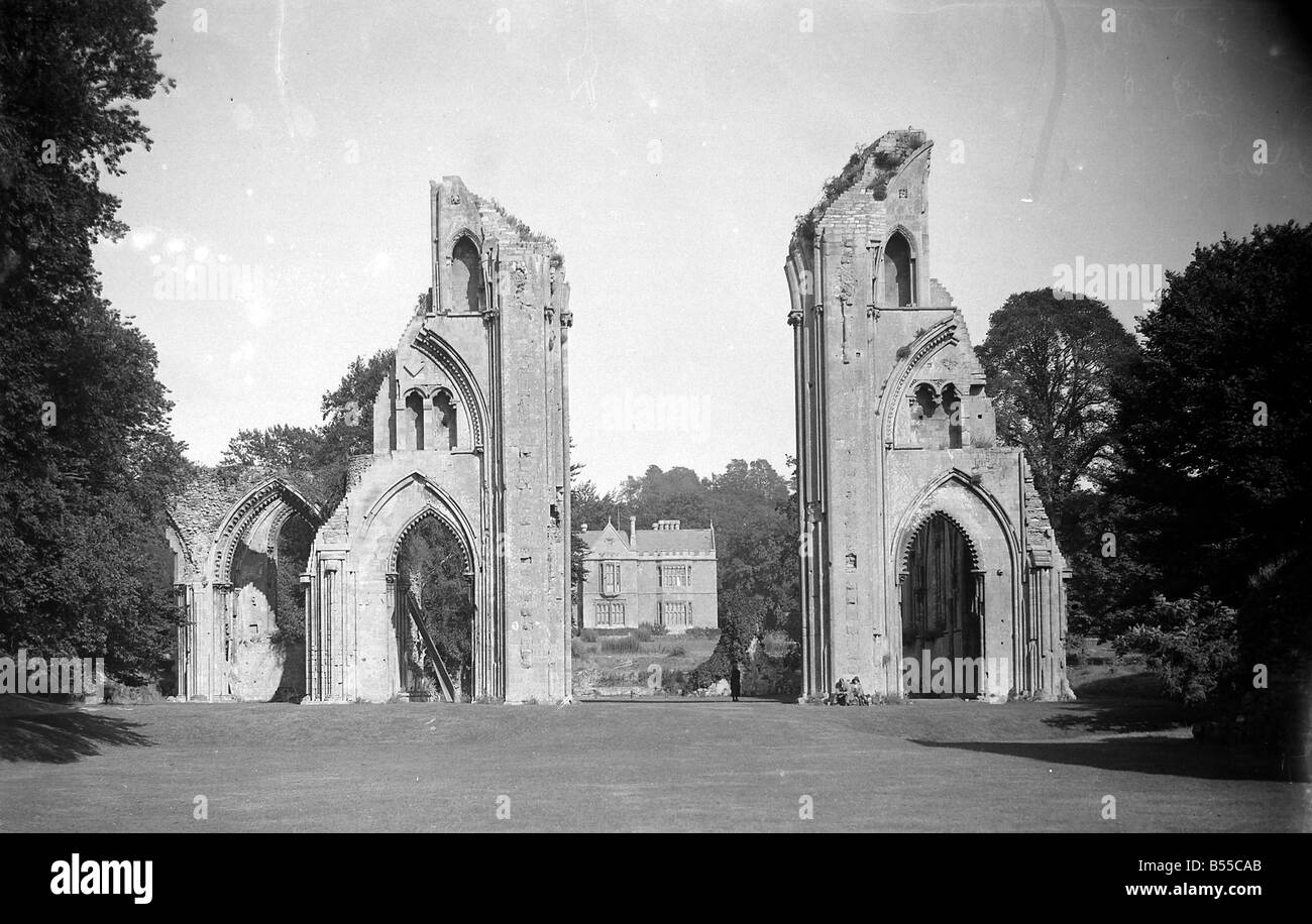 1920s archaeology Black and White Stock Photos & Images - Alamy