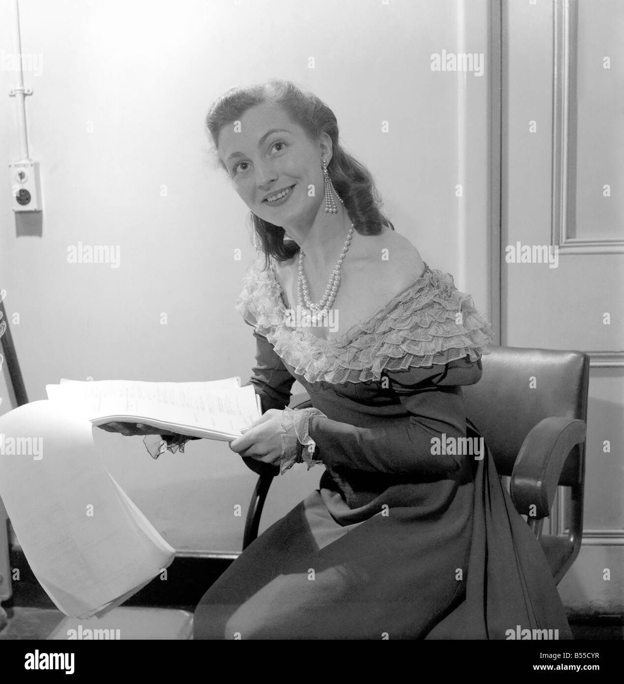 Women actress hi-res stock photography and images - Alamy