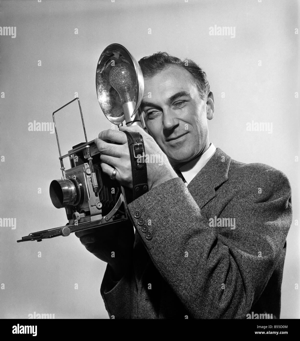 1950s cameras hi-res stock photography and images - Alamy