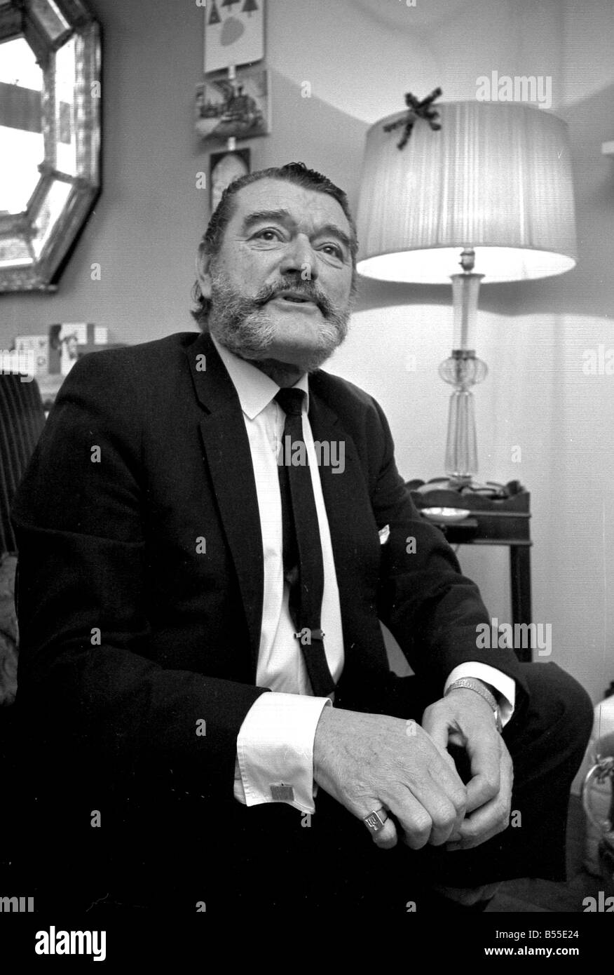 Jack Hawkins being interviewed by Donald Zec at Westmead Lodge Westmead ...