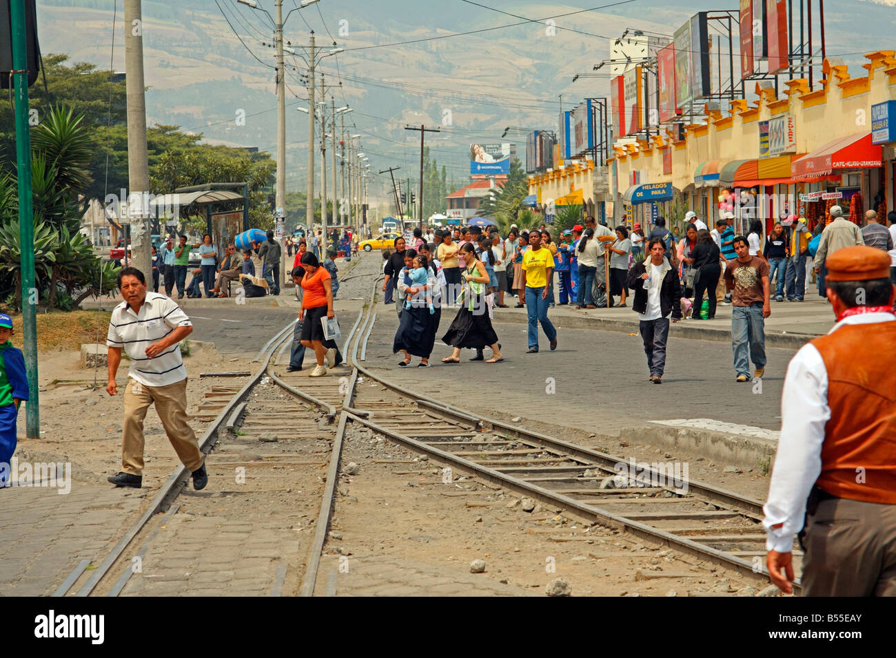 Ecuador train ibarra hi-res stock photography and images - Alamy