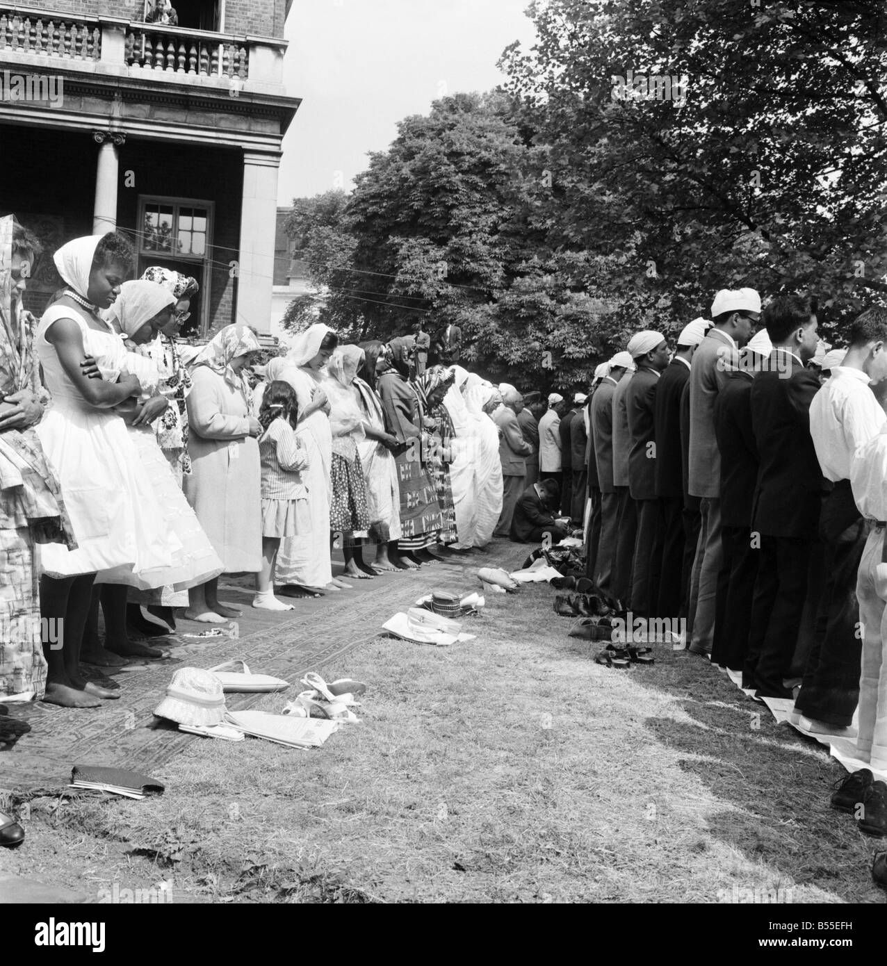 Muslim Religious Service. June 1960 M4300-021 Stock Photo - Alamy