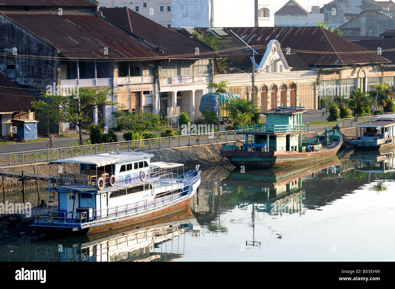 batang arau river padang sumatra indonesia Stock Photo - Alamy