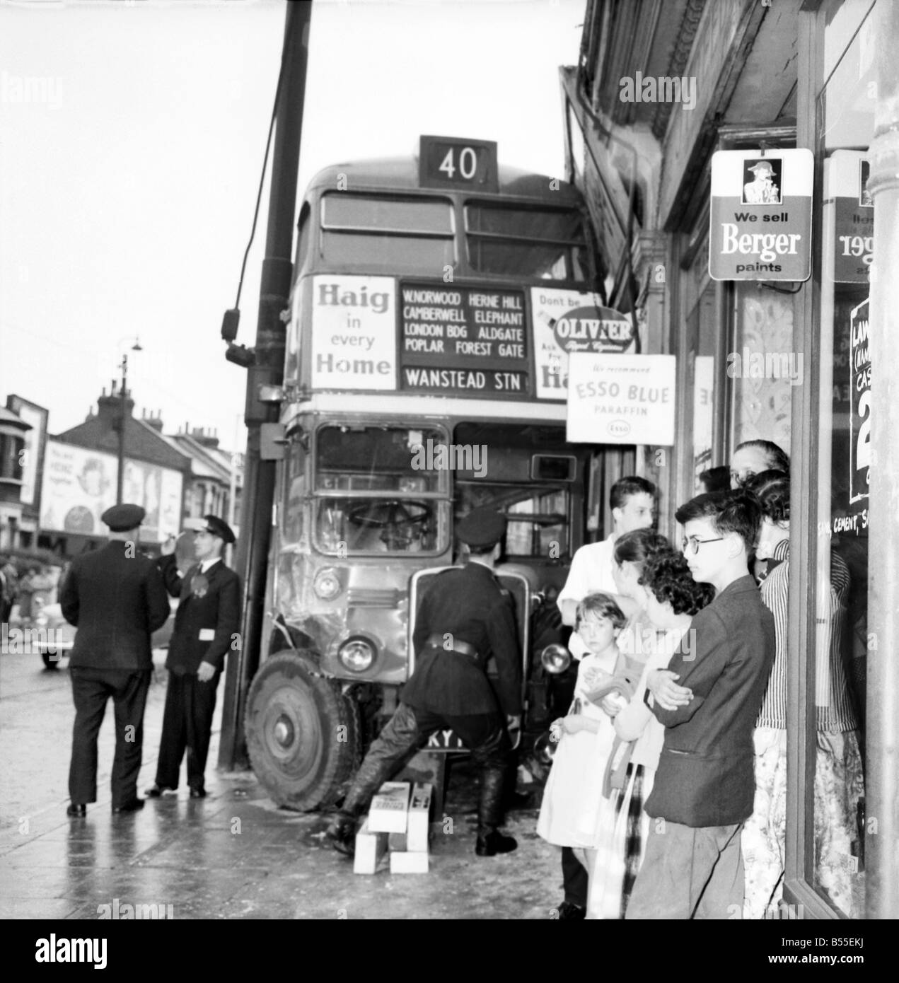1960s london bus hi-res stock photography and images - Alamy