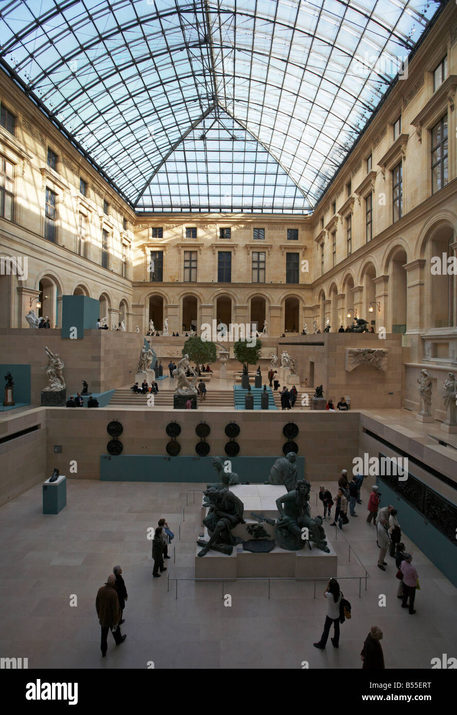 Louvre interior paris inside people museum hi-res stock photography and ...