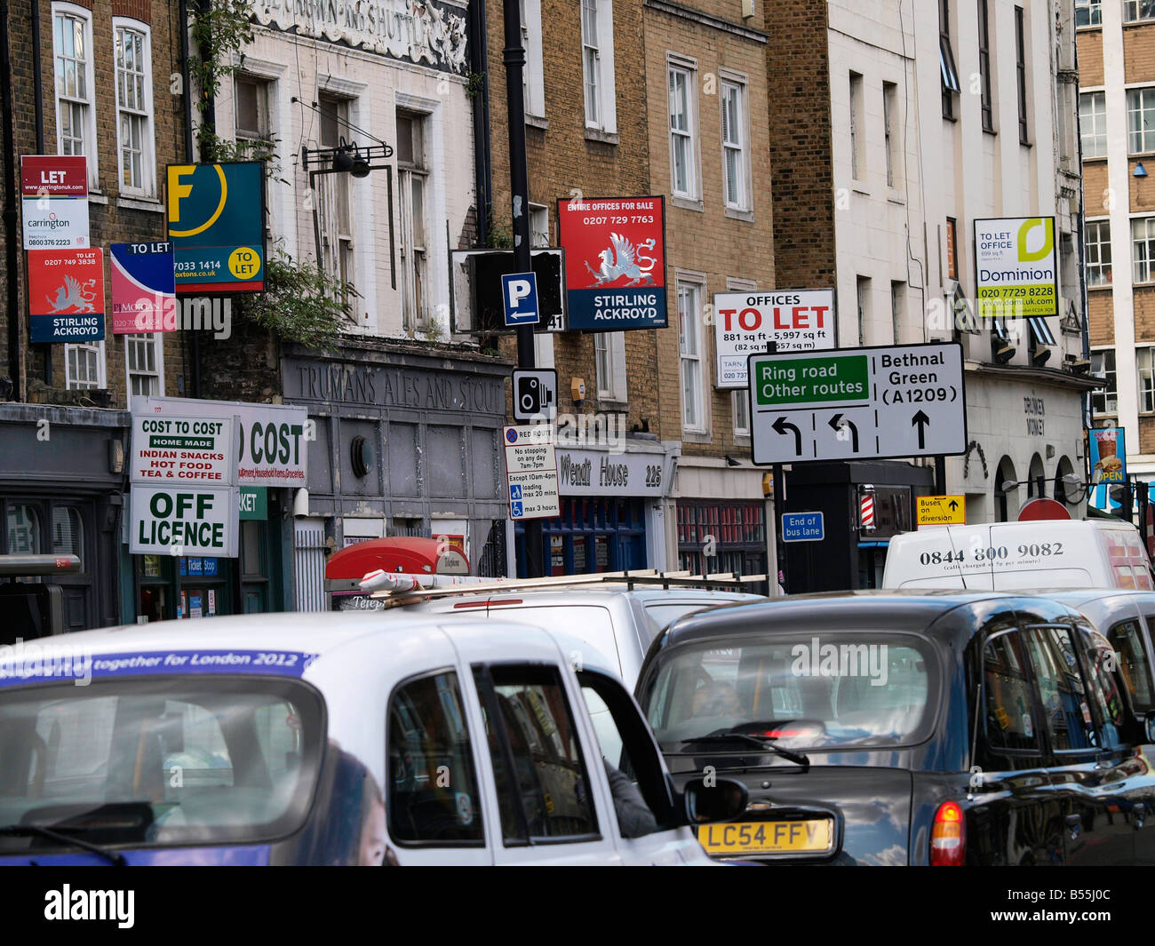 Uk traffic signs hi-res stock photography and images - Alamy