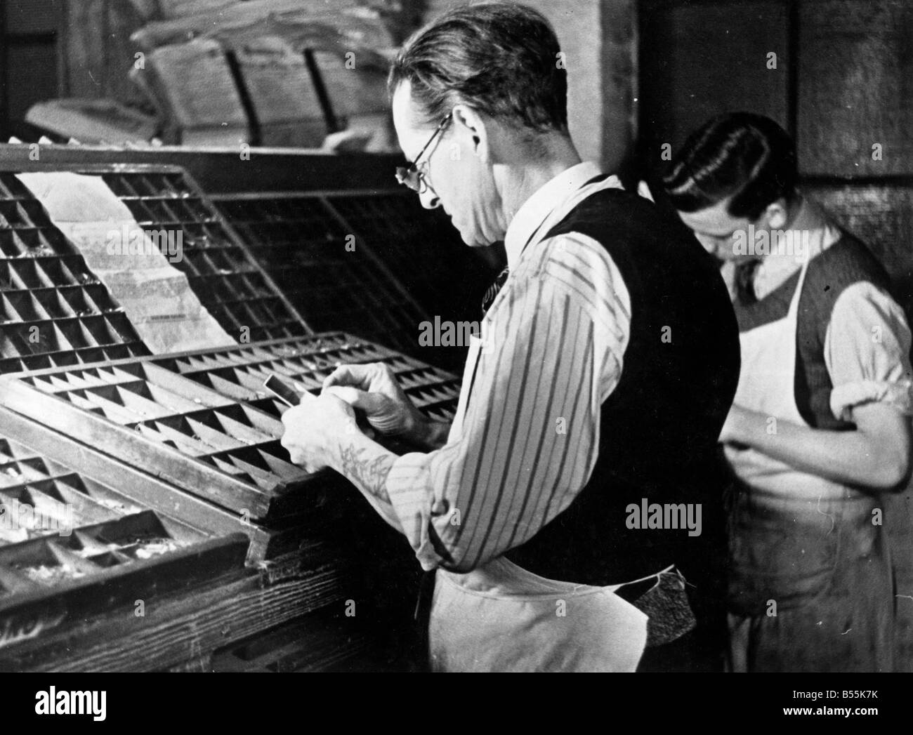 Printers Circa 1950 Type setter at Knapp and Drewett and Sons P044513 ...