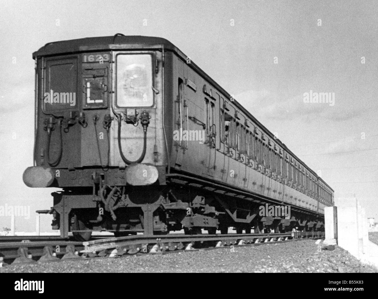 1950s train travel hi-res stock photography and images - Alamy