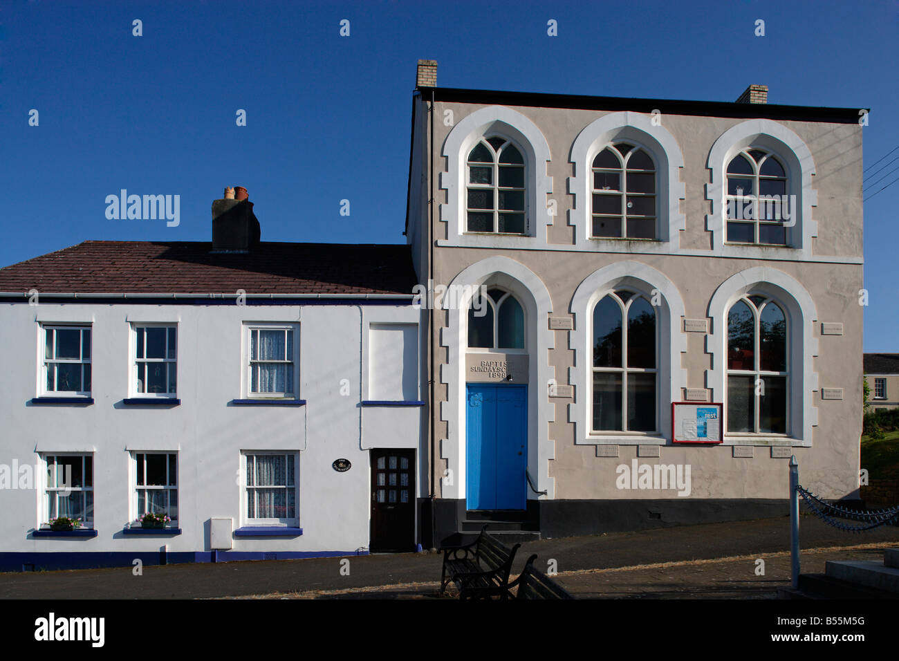 Devon village school hi-res stock photography and images - Alamy