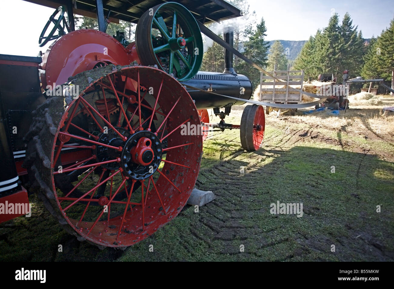 Steam engine demonstration during Steam Engine Show at Westwold ...