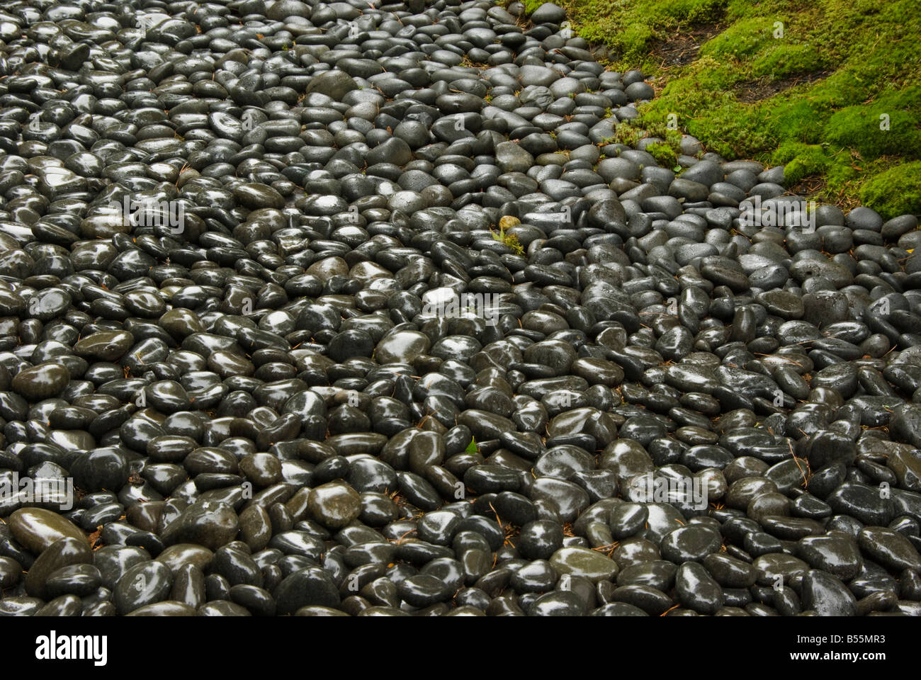 Gray pathway hi-res stock photography and images - Alamy