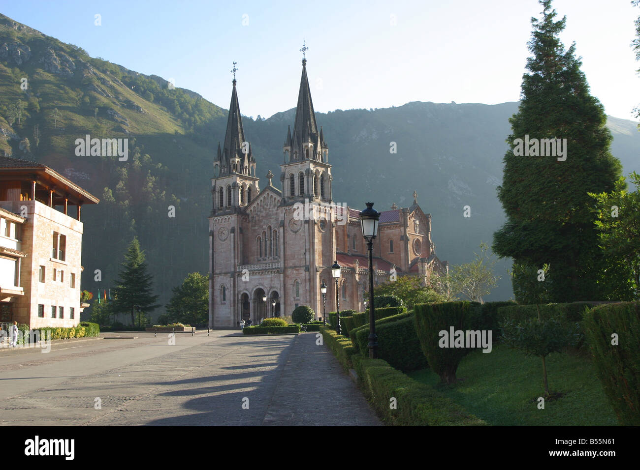 Covadonga battle hi-res stock photography and images - Alamy